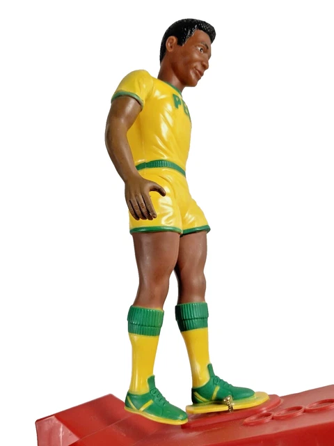 PELÉ VINTAGE 1974 Big Kick Soccer Figure 10" High Coleco Very Rare ...