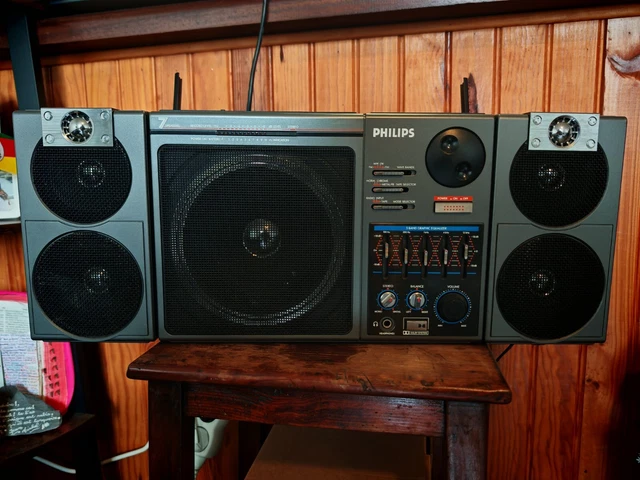 PHILIPS - SOUND MACHINE - D8554 - 7 SPEAKER BOOMBOX EUR 40,00 - PicClick FR
