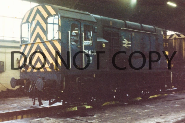 UK DIESEL TRAIN Railway Photograph Of Class 08 08609 Loco. Rm08-195 £1. ...
