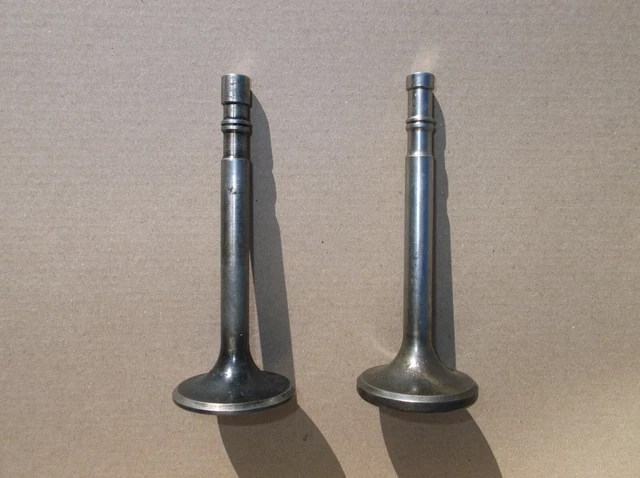 RAF WW2 SUPERMARINE Spitfire Rolls Royce Merlin Valves - Last One £60. ...