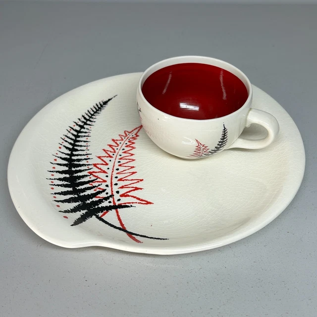 VINTAGE WADE POTTERY Fern Cup and Sandwich Plate Made in England ...