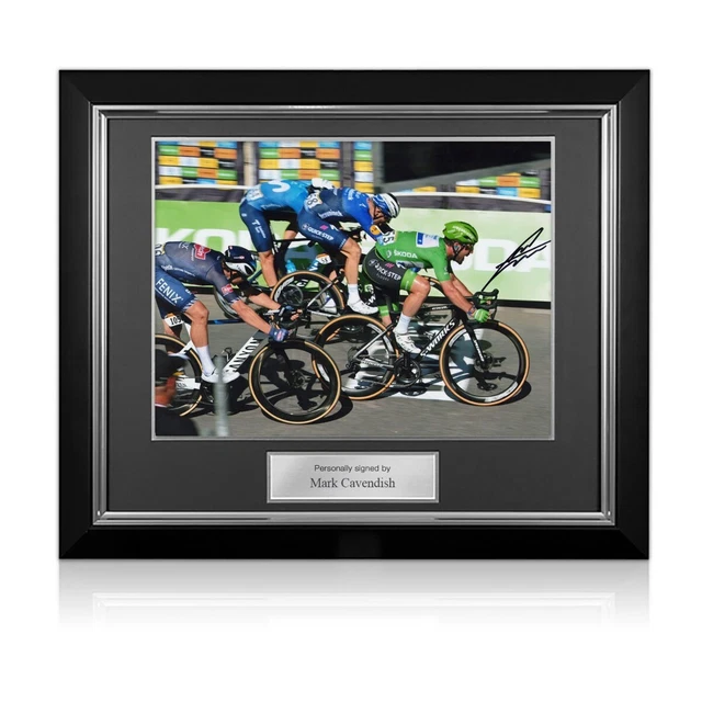 PHOTO CYCLISTE SIGNÉE Mark Cavendish : 34ème victoire d'étape. Cadre de ...