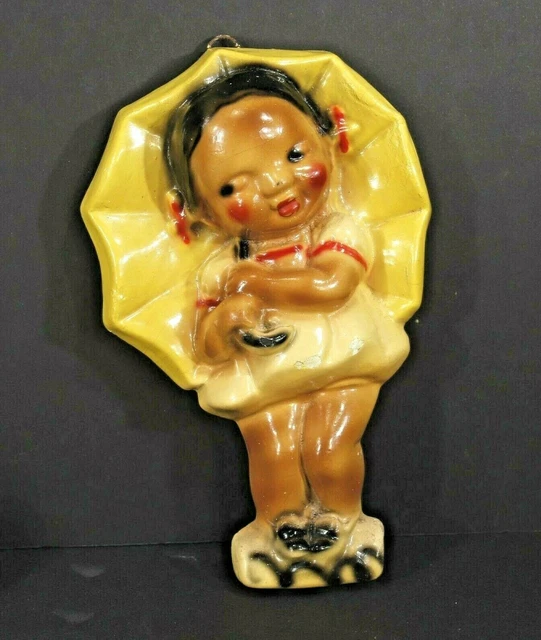 VINTAGE CHALKWARE BOY and Girl with umbrellas wall hanging kitchen ...