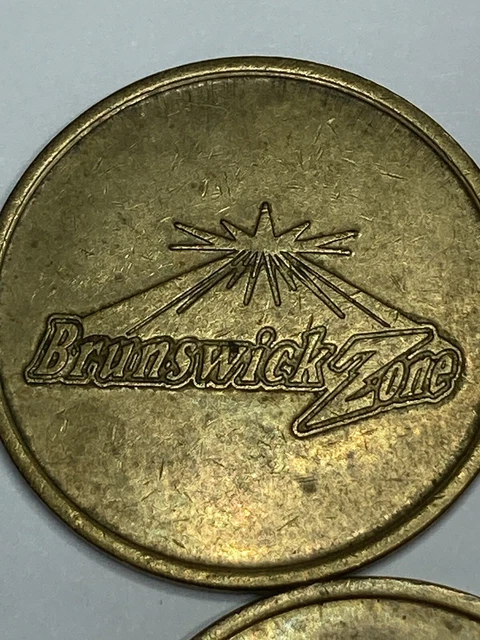 4 VINTAGE BRUNSWICK ZONE BOWLING ARCADE TOKENS DIFFERENT TYPES AND ...
