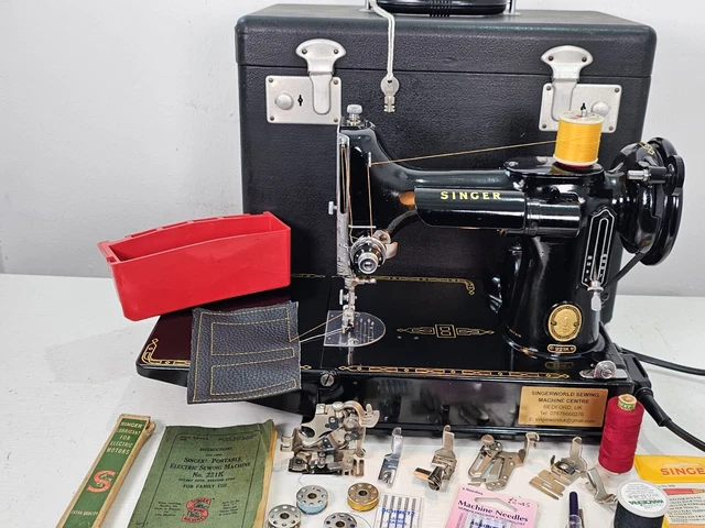 1957 VINTAGE SINGER 221K Featherweight Sewing Machine,Serviced,Electric ...