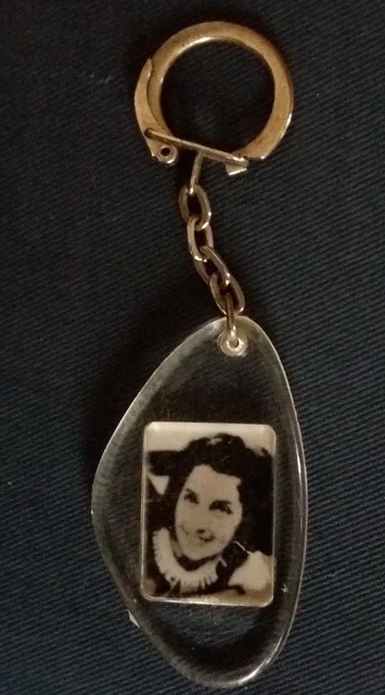 KEYCHAIN ILLUSTRATED BY singer Corry Brokken Eurovision Netherlands ...