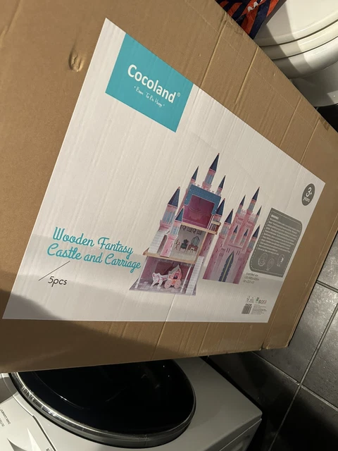 COCOLAND FANTASY CASTLE And Carriage £22.95 - PicClick UK