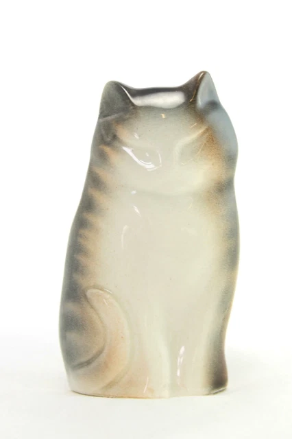 A JIM COOPER studio pottery cat. Slimline design. Airbrushed. English ...