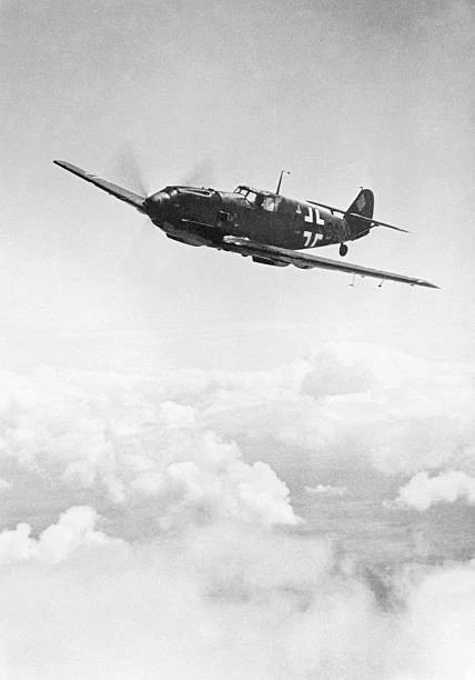 MESSERSCHMITT ME 109 Combat Plane {in flight} 1940 Historic Old Photo ...