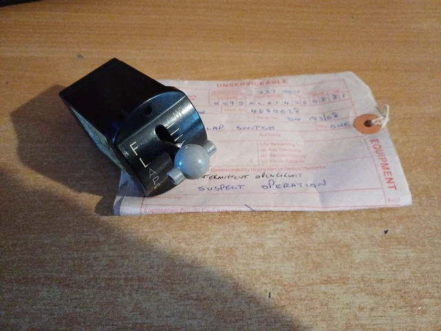 AIRCRAFT PARTS HAWKER HUNTER COCKPIT INSTRUMENT PANEL FLAP SELECTOR ...