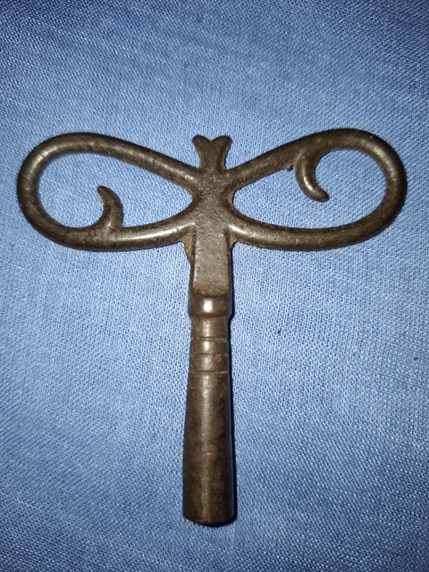 ANCIENNE CLÉ HORLOGE, Pendule ...? EUR 25,00 - PicClick FR