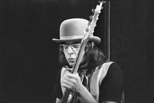 GLENN CORNICK OF Jethro Tull Performing In Denmark 1969 2 Old Music ...