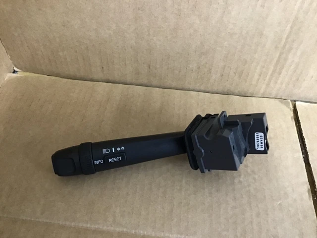VOLVO XC90 XC70 V70 S60 S80 Indicator Switch Main Beam 30768097 £34.99 ...