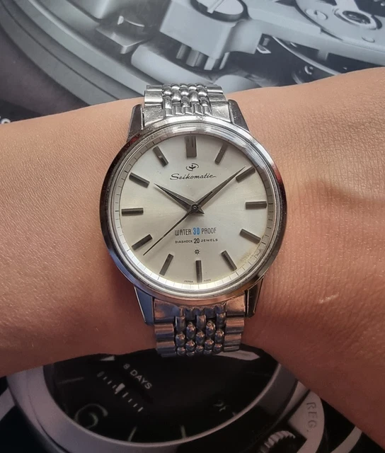 VINTAGE SEIKO WATCH Seikomatic. Original Seiko Rice Link Bracelet £129. ...