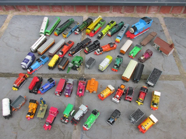 VINTAGE ERTL THOMAS TANK ENGINE & FRIENDS DIECAST TRAIN TOY JOB LOT ...