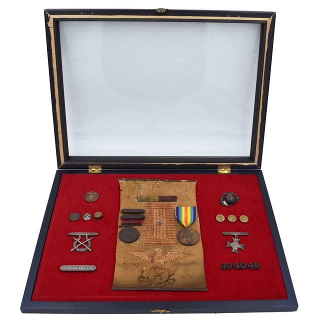 RARE USMC WWI Shadow Box WW1 Victory, 2 Enlistments, Rifleman, Pins ...