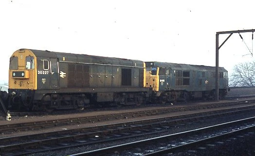 ORIGINAL COLOUR SLIDE of 20227 BR class 20 diesel loco £2.25 - PicClick UK