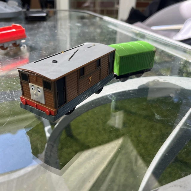 THOMAS & FRIENDS / Trackmaster - Toby +1 - Motorised / Working box 23 £ ...