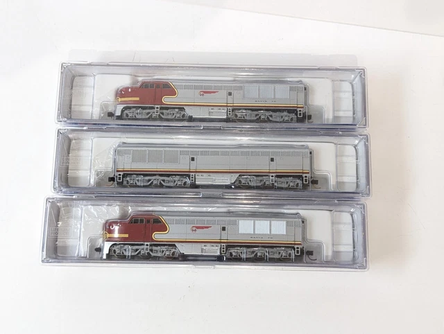 N GAUGE LIFE-LIKE AT&SF Erie built A+B+A diesel locomotive set-7484 & 7485. £99.00 - PicClick UK