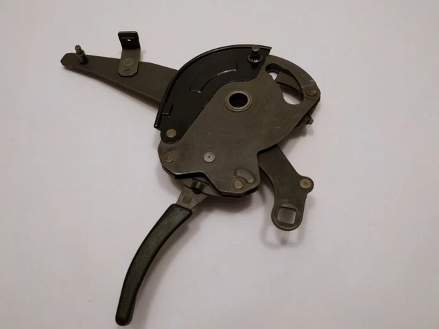 GENUINE BMW E23 E24 E28 E30 Seat hinge. Outer. Arc-shaped plastic handle £46.26 - PicClick UK