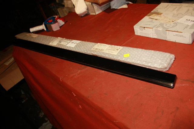 MERCEDES W211 E-CLASS molding protective strip left front 2116901962 ...