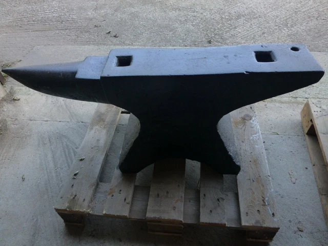 BLACKSMITHS ANVIL WITH Genuin Stand £924.68 - PicClick UK