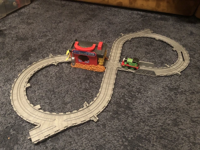 THOMAS THE TANK Take n Play Sodor Engine Wash £3.00 - PicClick UK