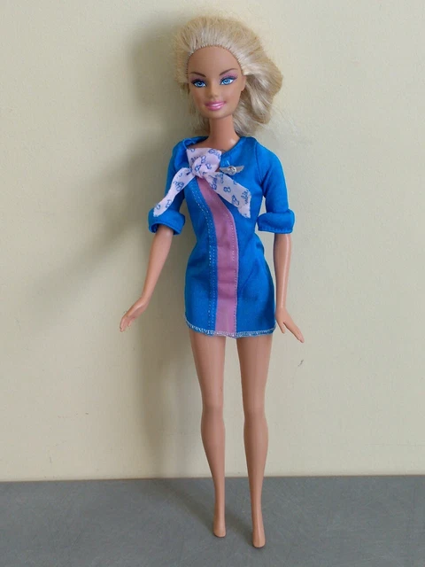 MATTEL POUPÉE DOLL BARBIE - Tenue robe jupe bleu - TBE EUR 5,99 ...