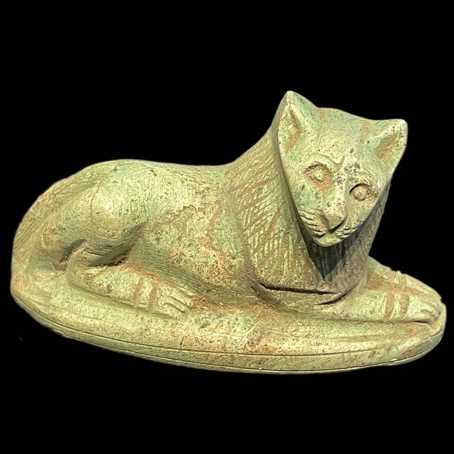 ANCIENT EGYPTIAN CAT STATUE DEPICTING THE GOD BASTET - 664-332bc (57 ...