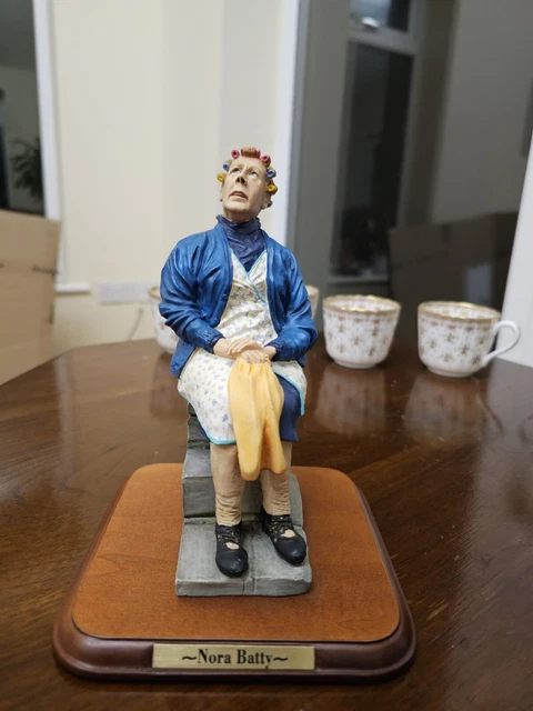 DANBURY MINT BBC TV Last Of The Summer Wine Figurine Nora Batty Boxed ...