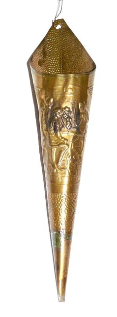 VTG BRASS CONE Shaped Embossed With Bpub Scene - 11" $3.50 - PicClick