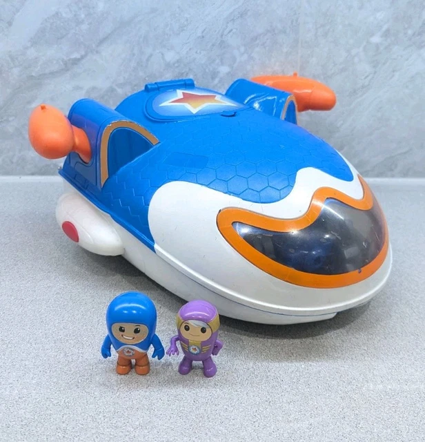 CBEEBIES GO JETTERS Jet Pad Headquarters + Figures Kyan Xuli READ £20. ...