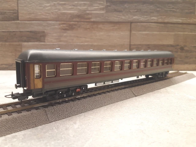 LIMA H0 - Carrozza FS Tipo UIC-X 2cl rosso fegato ep IV Va scala Ho / 1 ...