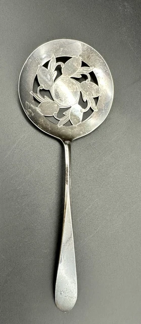 VINTAGE INTERNATIONAL SILVER Co. Original Rogers Tomato Slotted Serving ...