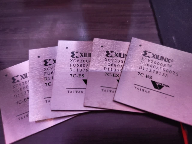 XILINX XCV2000E-FG680AFS0025 D1137915A 7C-ES Field Programmable Gate ...