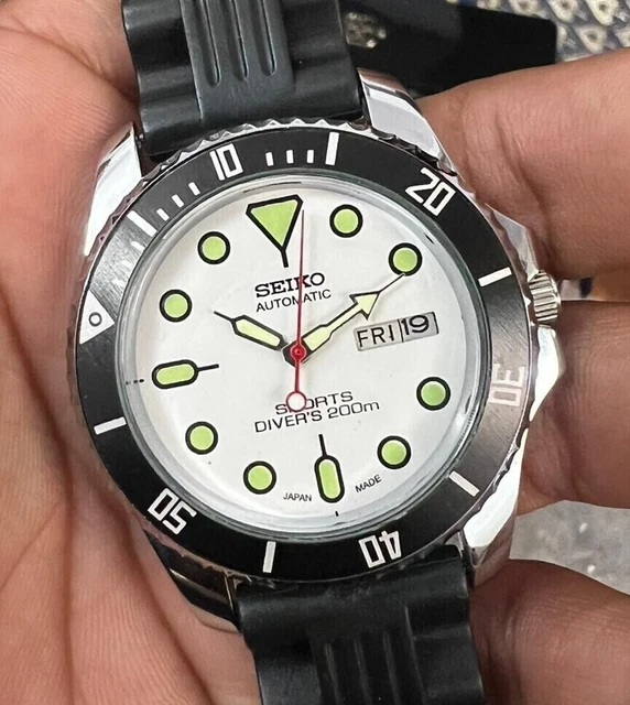 SEIKO DIVERS AUTOMATIC Movement Black Bezel & Dial Day / Date 🚚 FAST ...
