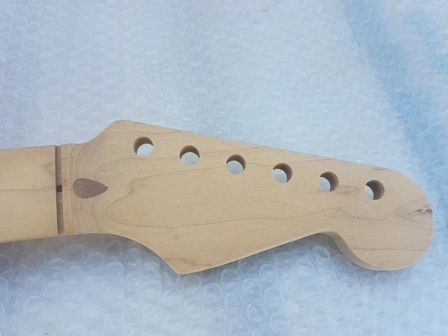 90'S FENDER STRATOCASTER MAPLE NECK - C SHAPE £242.54 - PicClick UK