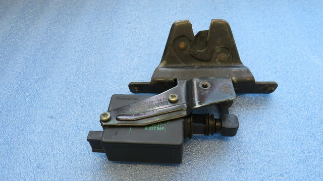 BMW E39 - Heckklappenschloss Schloss + Stellmotor / TRUK LOCK / 8236897 ...