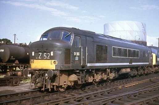 COLOUR SLIDE OF D165 BR class 46 Peak diesel loco £3.20 - PicClick UK