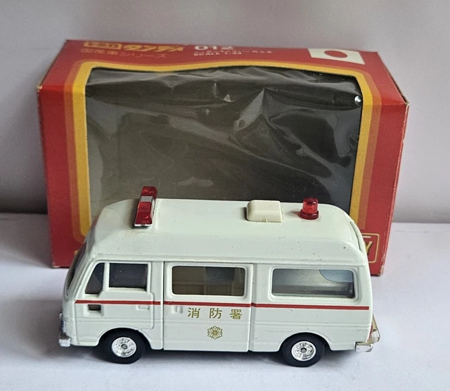 NISSAN CARAVAN AMBULANCE - Tomica Dandy 012 - Made In Japan - Comme ...