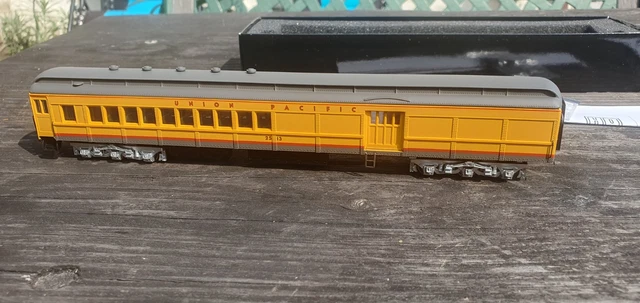 BACHMANN SPECTRUM HO 89321 Passenger Car Combine Union Pacific £29.99 ...