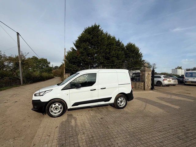 FORD TRANSIT CONNECT Crew Cab 1.5 220 5 Seater Van Only 20K Miles Euro ...