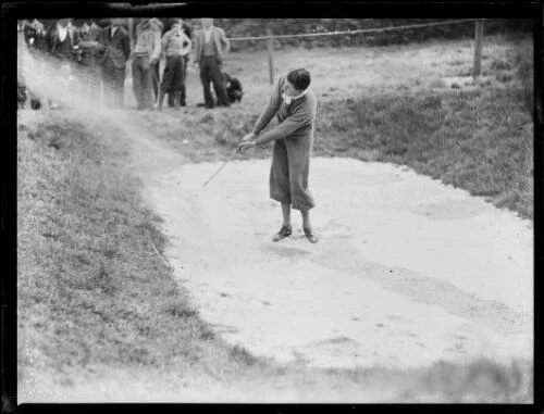 VICTORIAN LEFT-HANDED GOLFER HL Williams hitting a golf ball out of ...