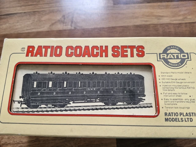 RATIO LMS (EX MR) Suburban Coach Unassembled Kit OO/HO 710 711 714 £30. ...