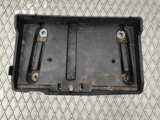 2018 MERCEDES C-CLASS W205 C205 C43 Amg Battery Holder Pad A2056201502 ...
