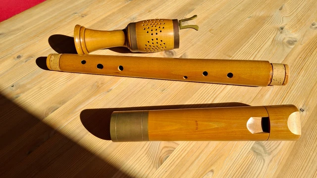 BASS BLOCKFLÖTE IN f, Moeck Renaissance mit Fontanelle, sehr rar EUR ...