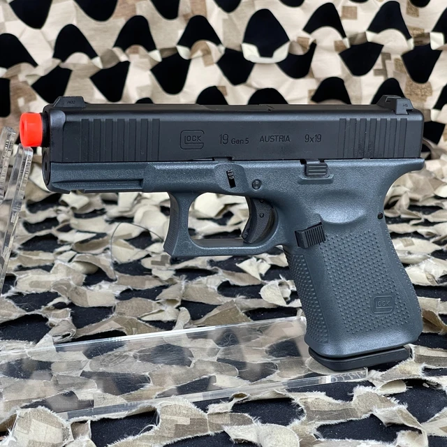 NEW ELITE FORCE Glock G19 Gen 5 Gas Blowback Airsoft Pistol - Grey (HK ...