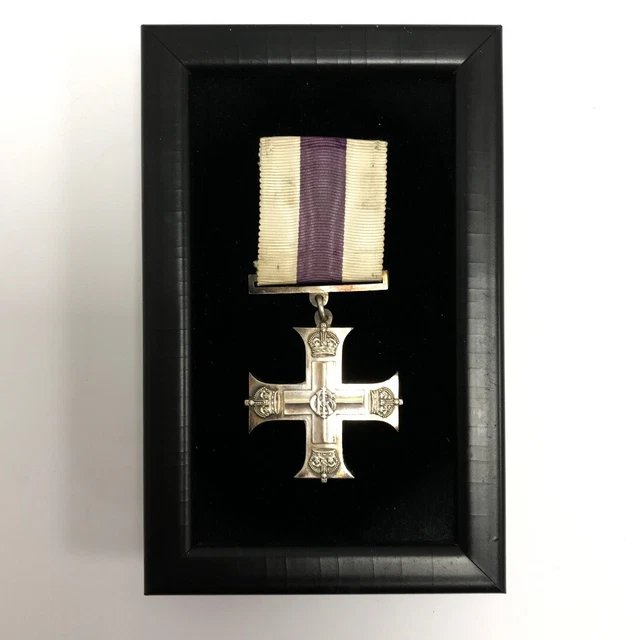 WWI MILITARY CROSS Medal Framed WK24 £860.00 - PicClick UK