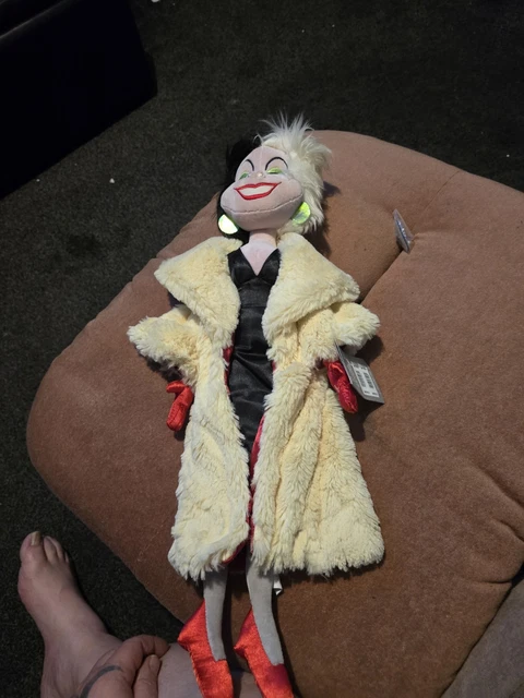 DISNEY CRUELLA DE Vil Plush Soft Toy New with Tags 101 Dalmatians £13. ...
