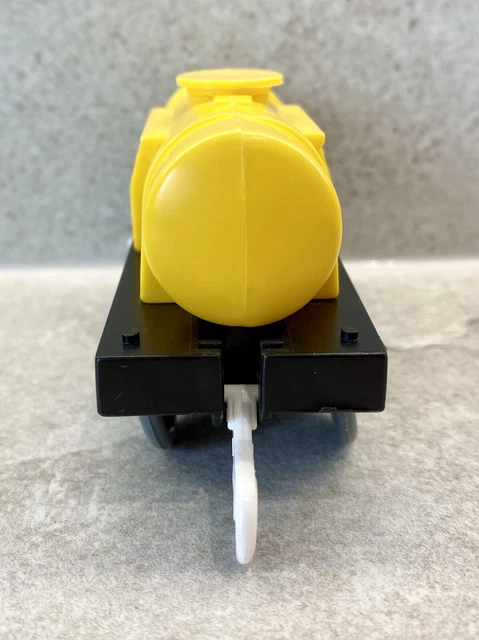 RARE! THOMAS THE Tank Engine & Friends Trackmaster Yellow Fuel Tank £11 ...